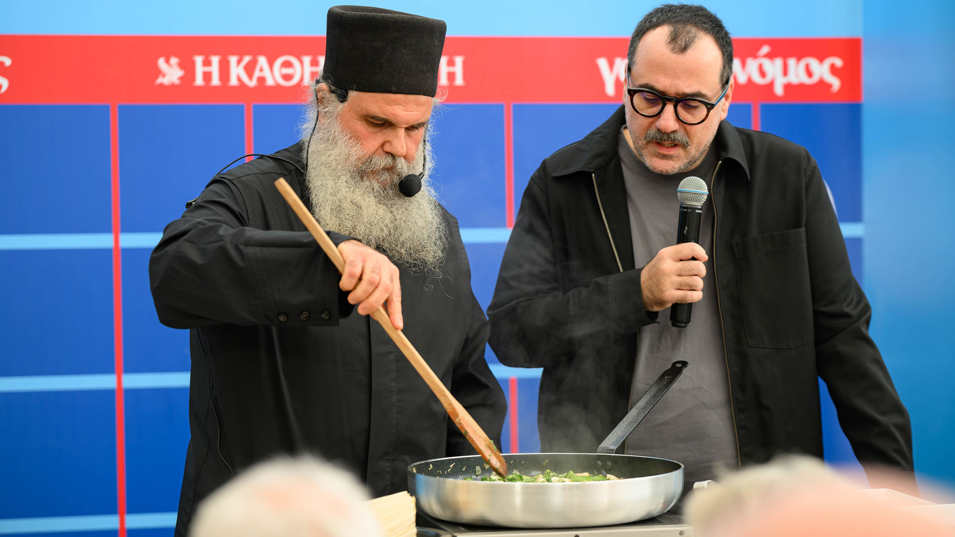 «Ο αγιορείτης μάγειρας δίνει τα πάντα. Έχει την αγάπη και την απλότητα ...