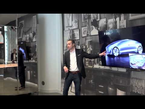 Actualización de Mercedes-Benz 2015 por Rob Moran, director de ...