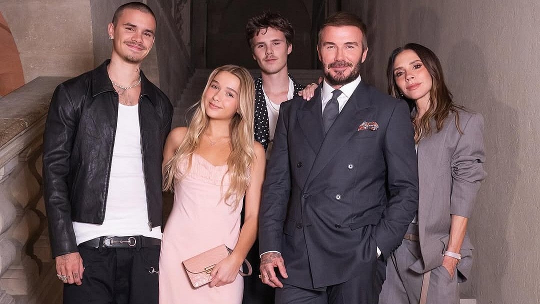 Beckhams Bring Peak Family Glam To Victoria's Paris Fashion Week Show ...
