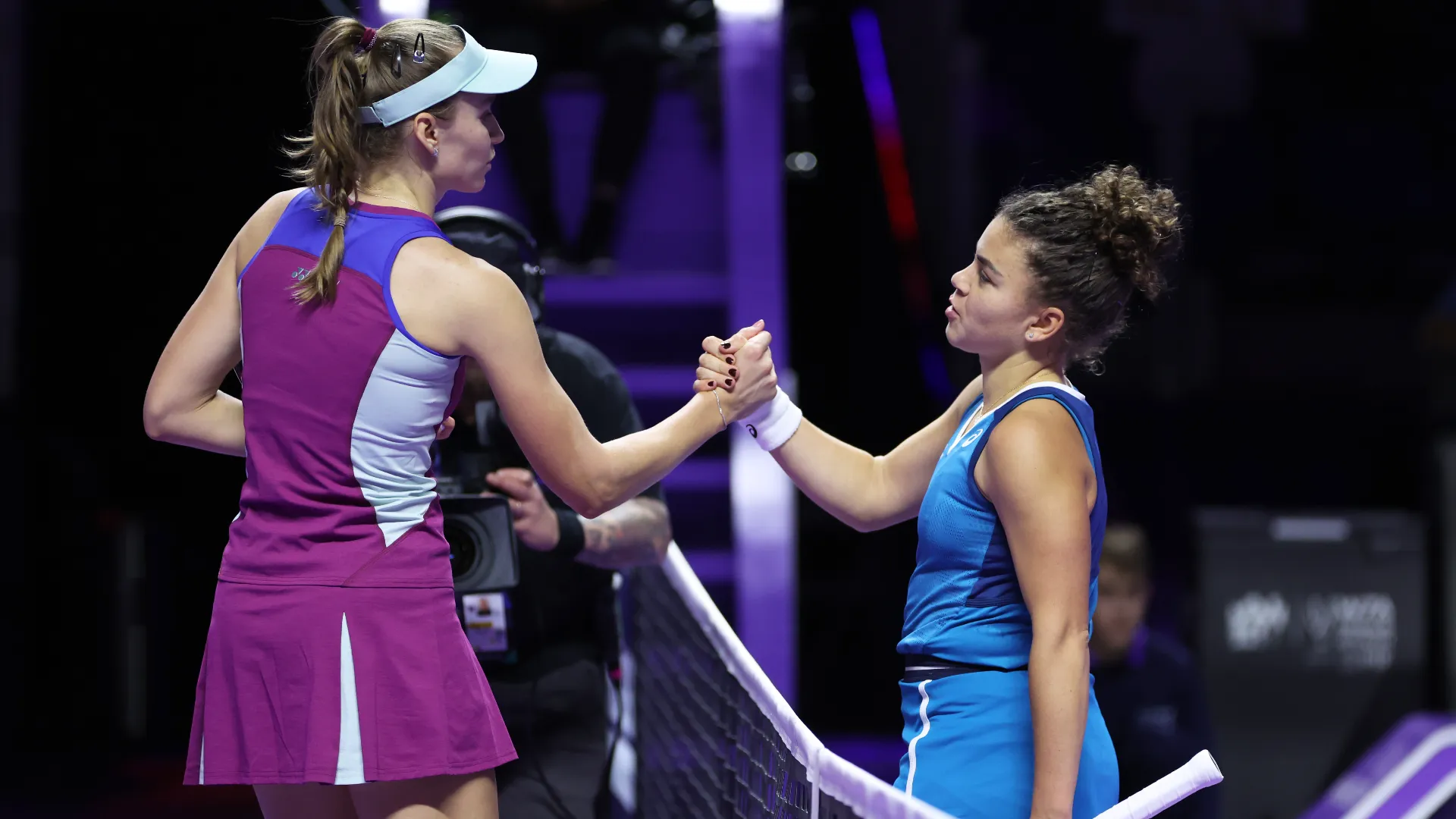 Elena Rybakina tra Jasmine Paolini e le WTA Finals
