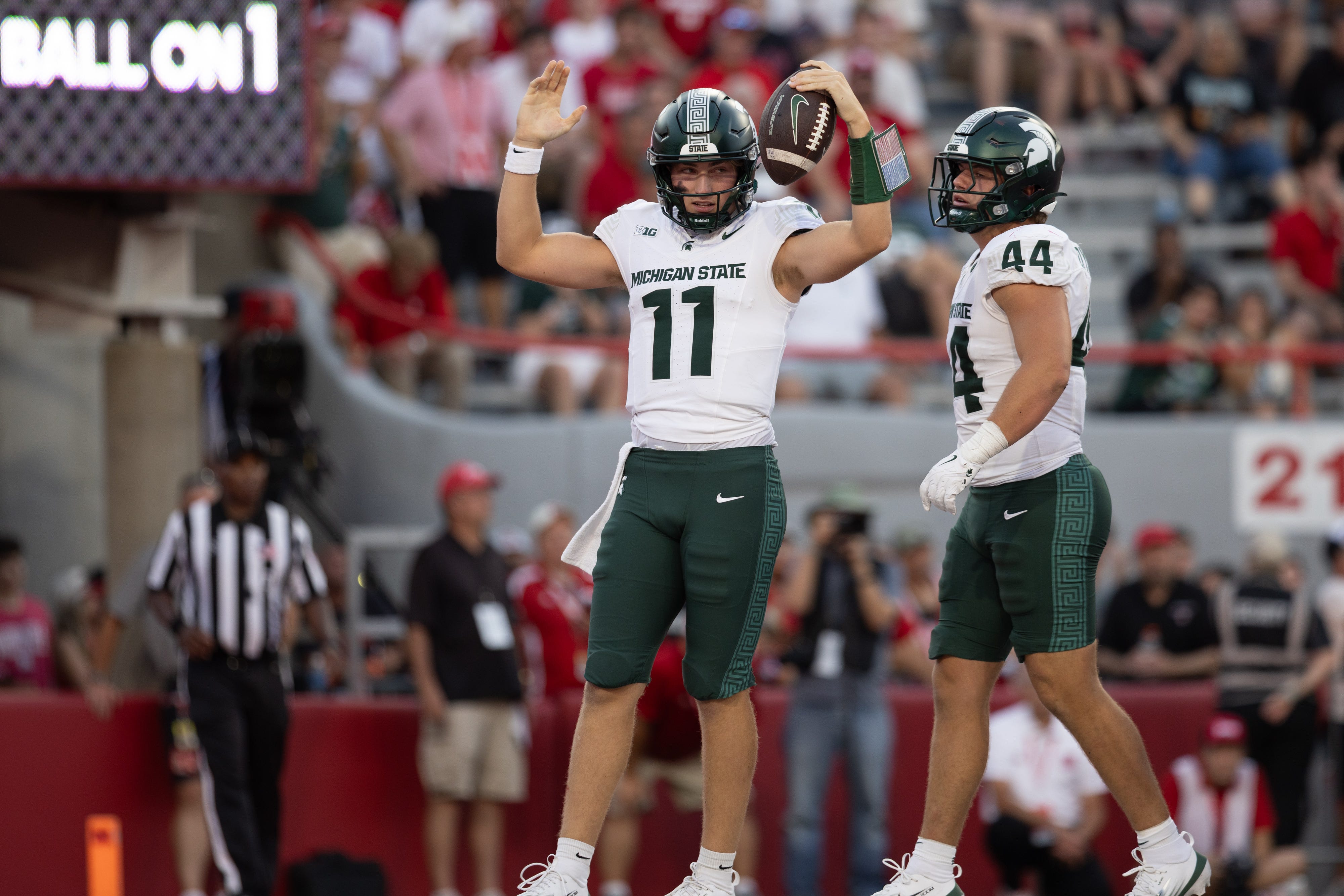 Michigan State benches quarterback Aidan Chiles, Alessio Milivojevic to ...