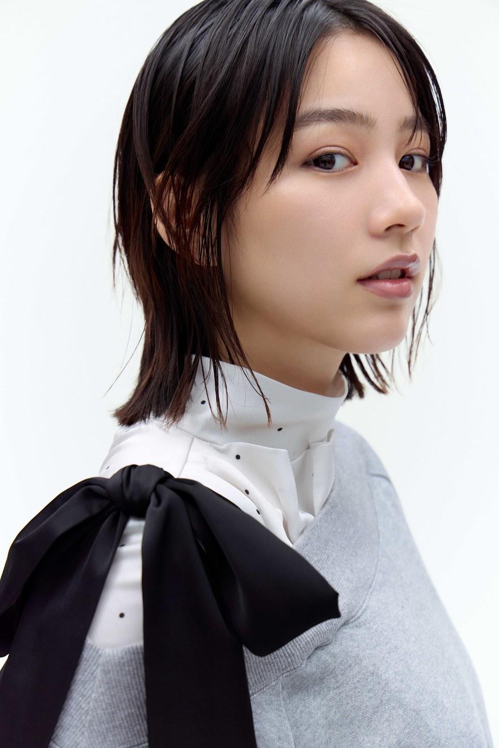 ＜のん＞ビッグリボンのミニスカートで大人っぽく 「FRAY I.D」15周年記念コレクションのビジュアルが公開