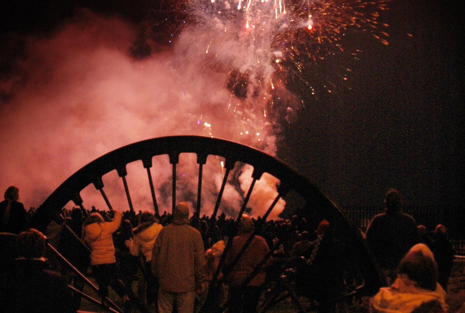 My pick of 13 of the best Sunderland retro firework scenes as a huge ...