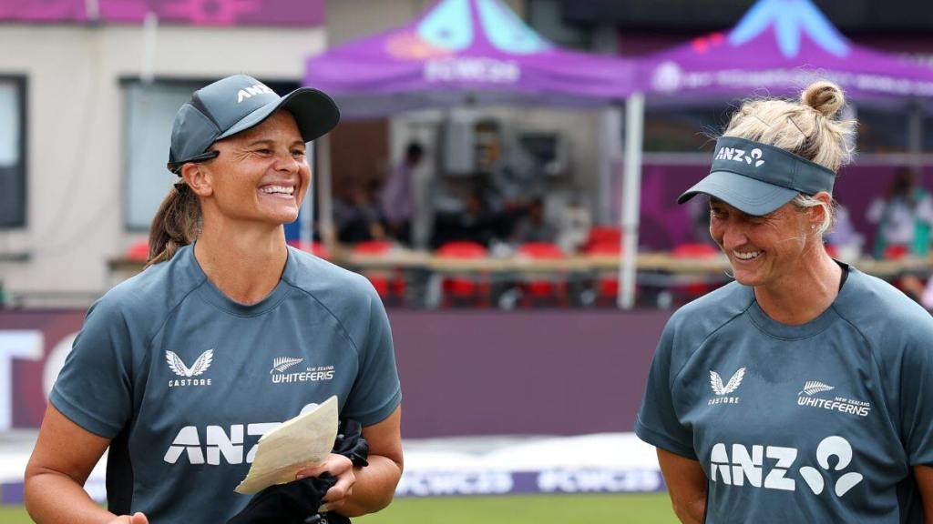 Suzie Bates makes history as the first female cricketer to reach 350 ...