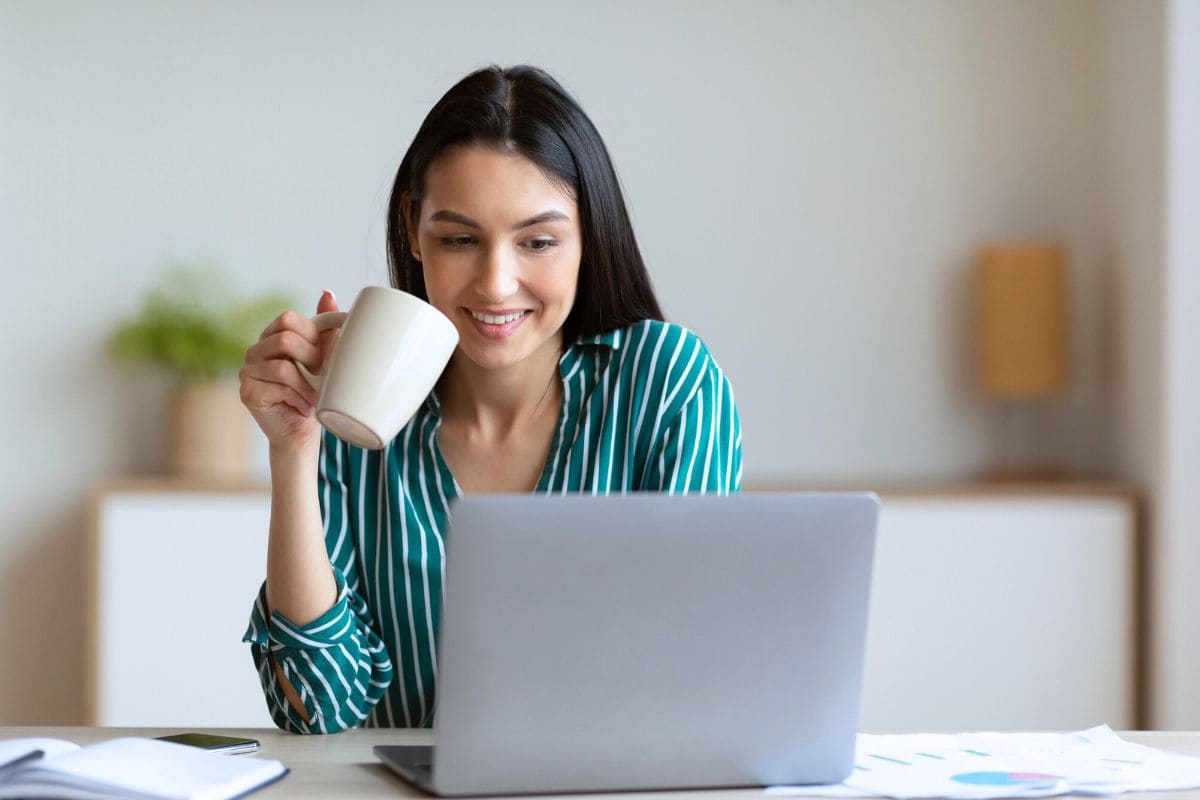 25 Unique and Fun Work From Home Jobs to Try