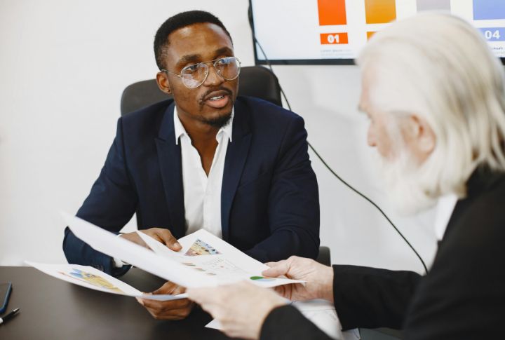 10 Tips For Professionally Discussing Problems With Your Manager