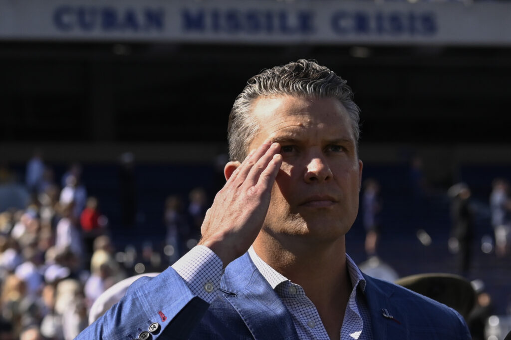 War Secretary Bans Beards Across US Military