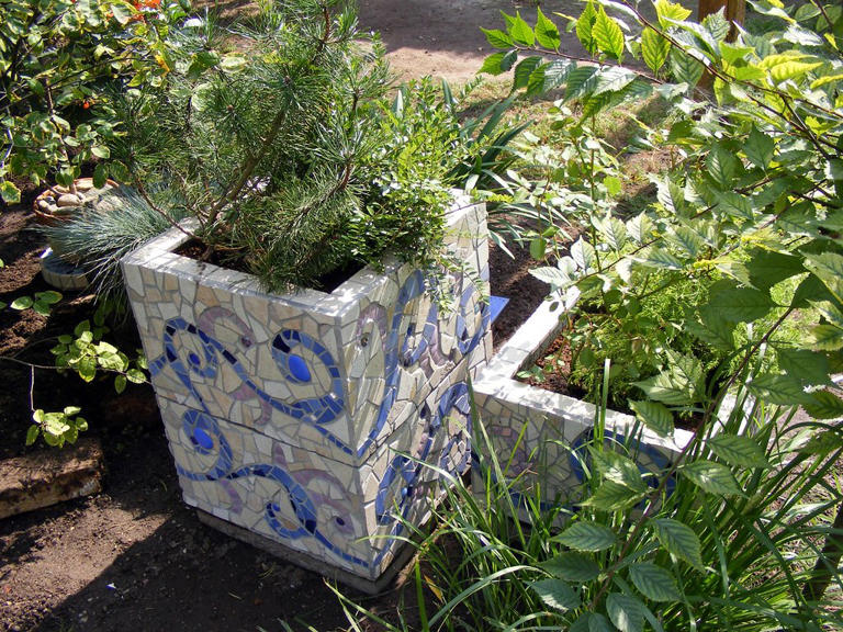 Repurpose Tile Scraps into Stylish Accents