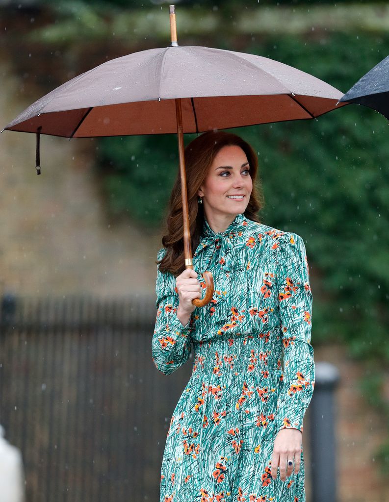 Kate Middleton, inesperada inspiración de los looks de Stéphanie de ...