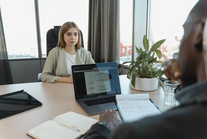 10 Job Interview Questions That Employers Aren't Allowed To Ask