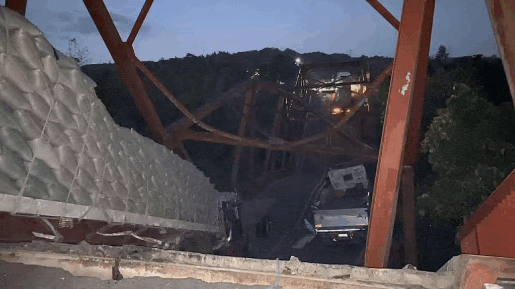 Cagayan: Overloaded trucks blamed for Piggatan Bridge collapse