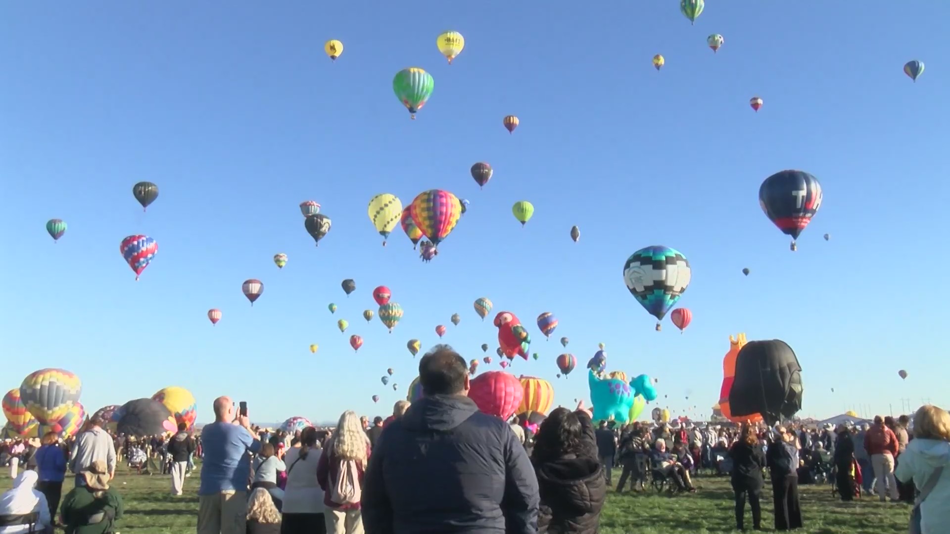 Day 2 Balloon Fiesta attendees talk breakfast burritos