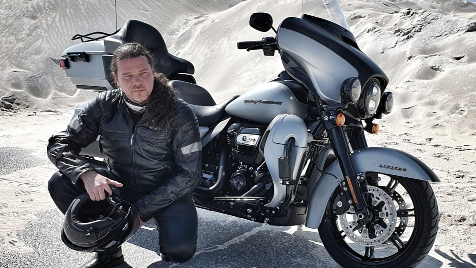 10 Motorcycles That Go The Longest Distance & 10 Best For Short Rides