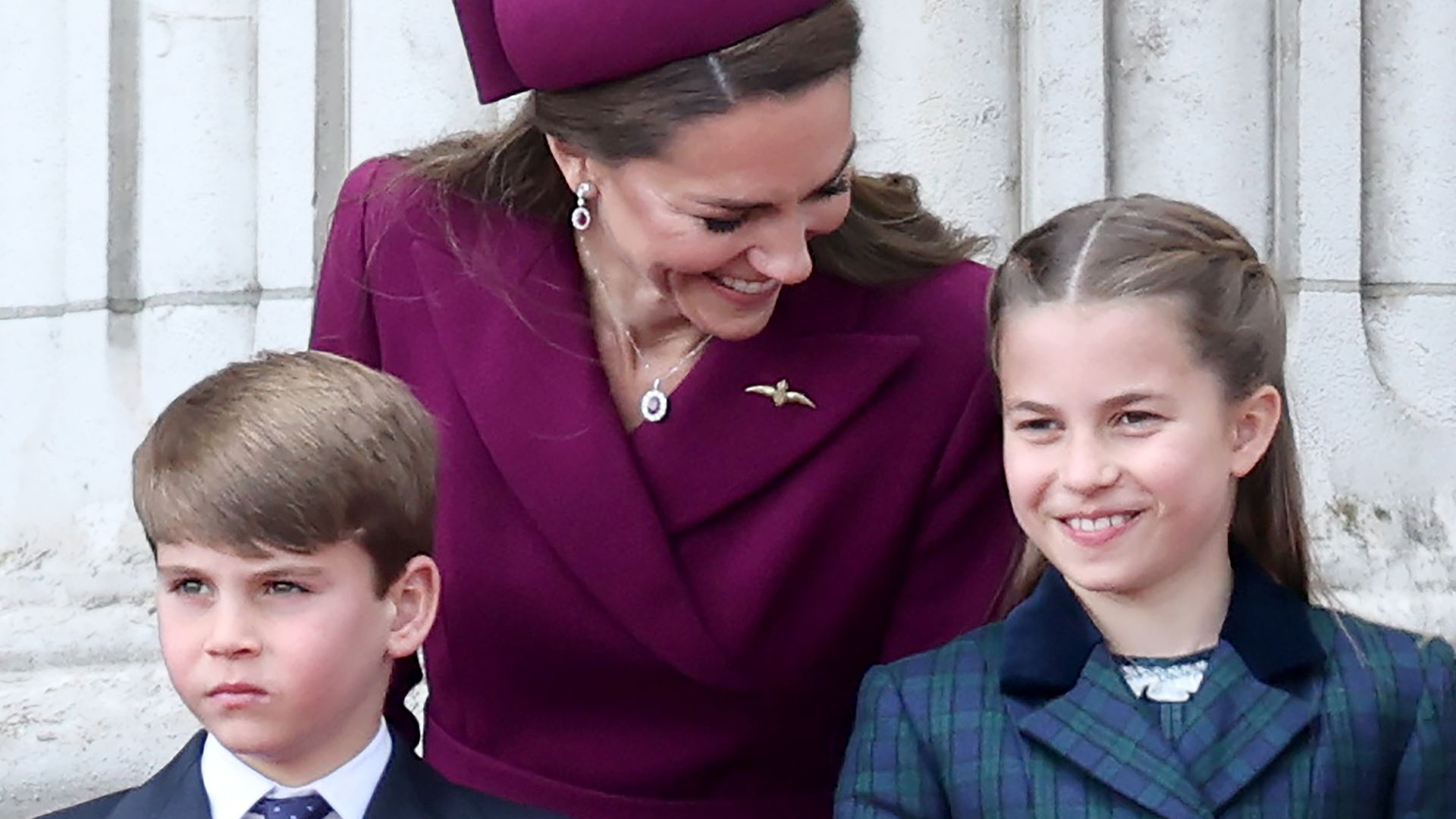 Princess Charlotte and Prince Louis' 'healthy competition' at home that ...