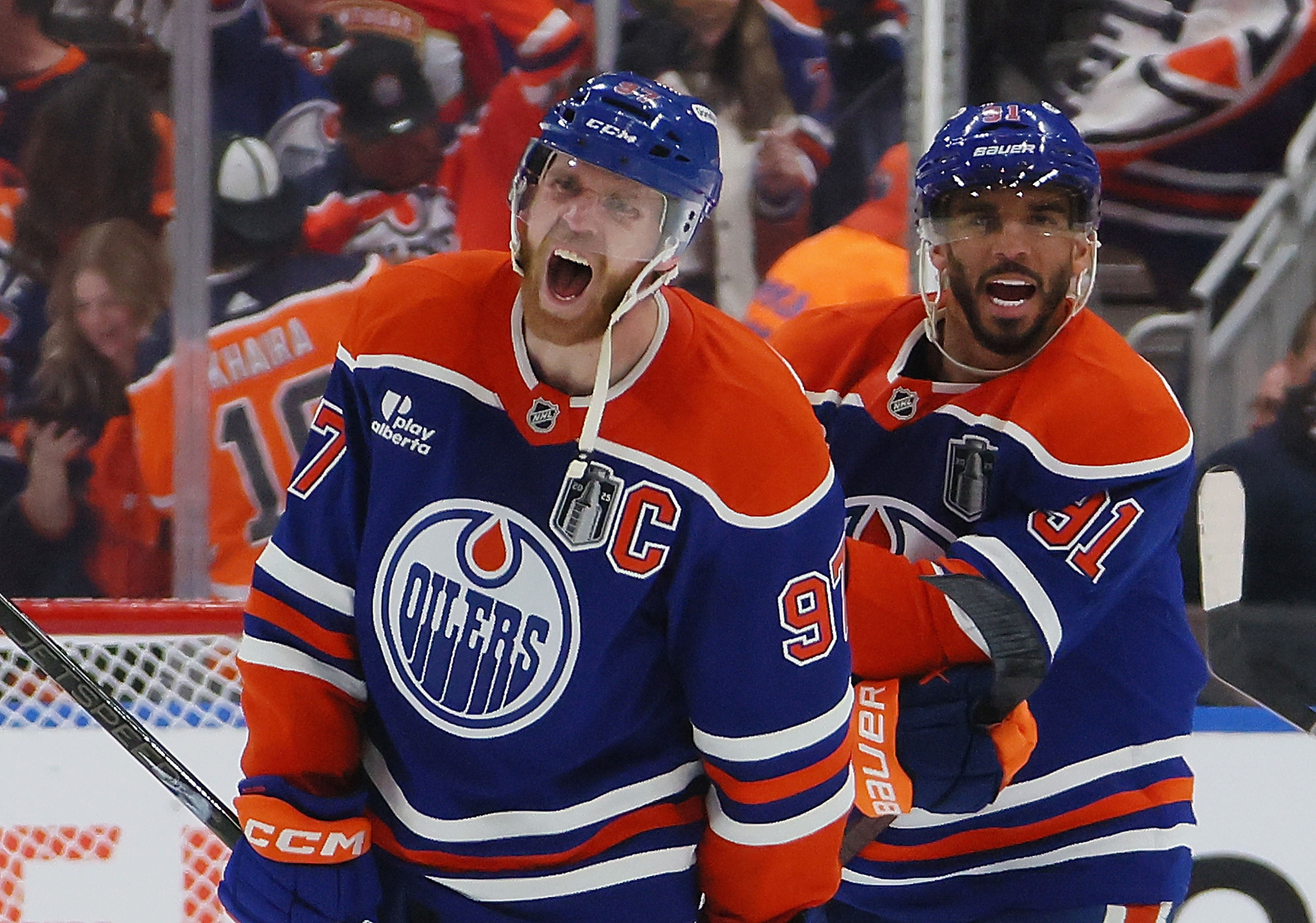 Connor McDavid signs short-term $25 million contract extension in ...