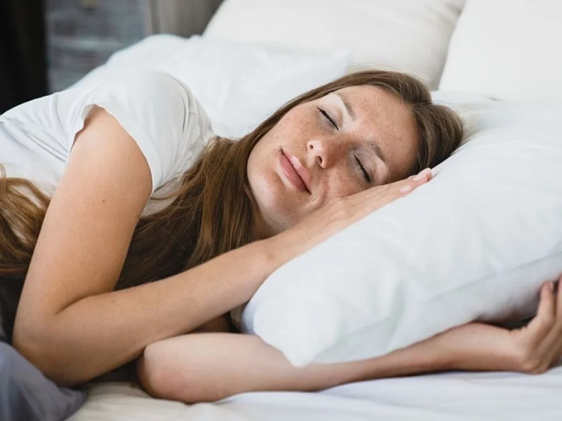 Sleep Tips - Sleeping on time provides these health benefits. Let's ...