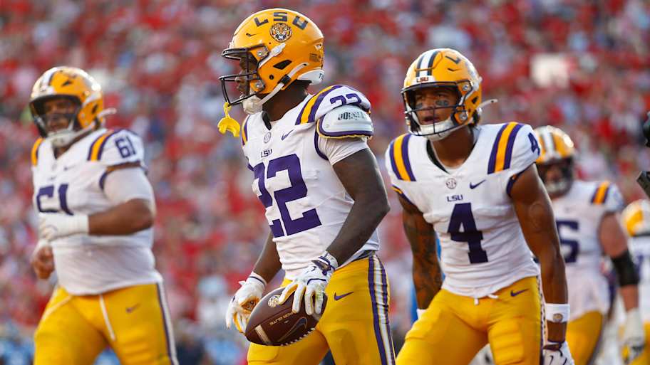 LSU vs South Carolina early betting odds: Can LSU bounce back?