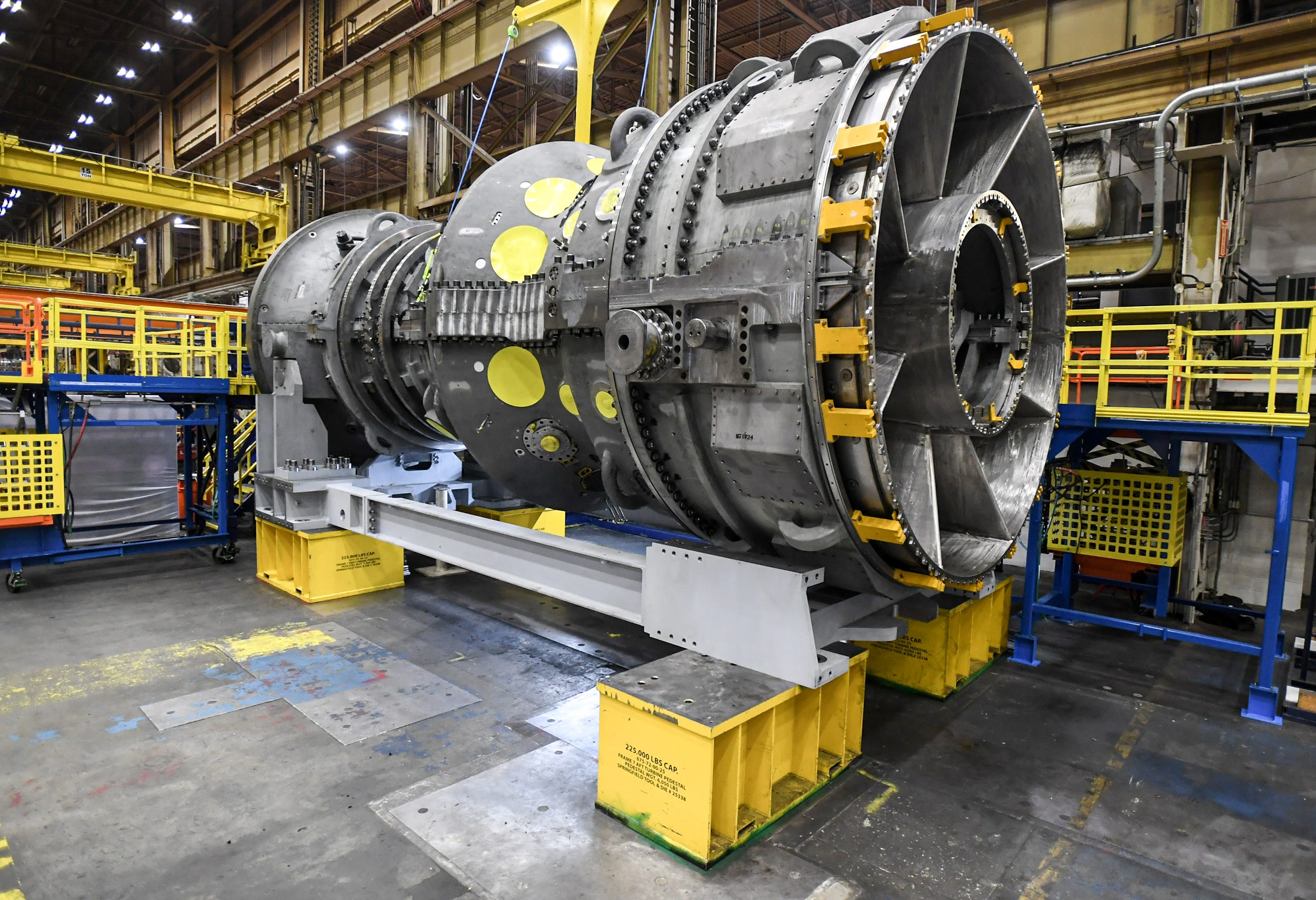 Xcel announces new power plant plan, renovation with gas turbine purchase