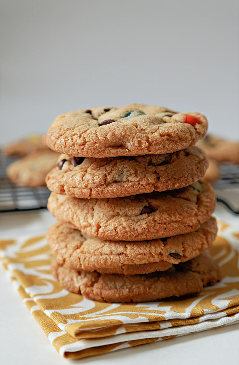 Crispy, Chewy Chocolate Chip M&Ms Cookies Recipe