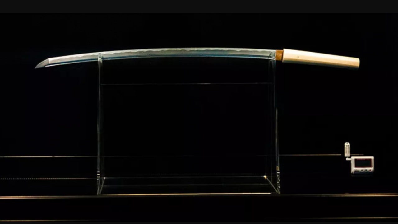 Una katana forgiata da un meteorite di 4 miliardi di anni? Si chiama ...