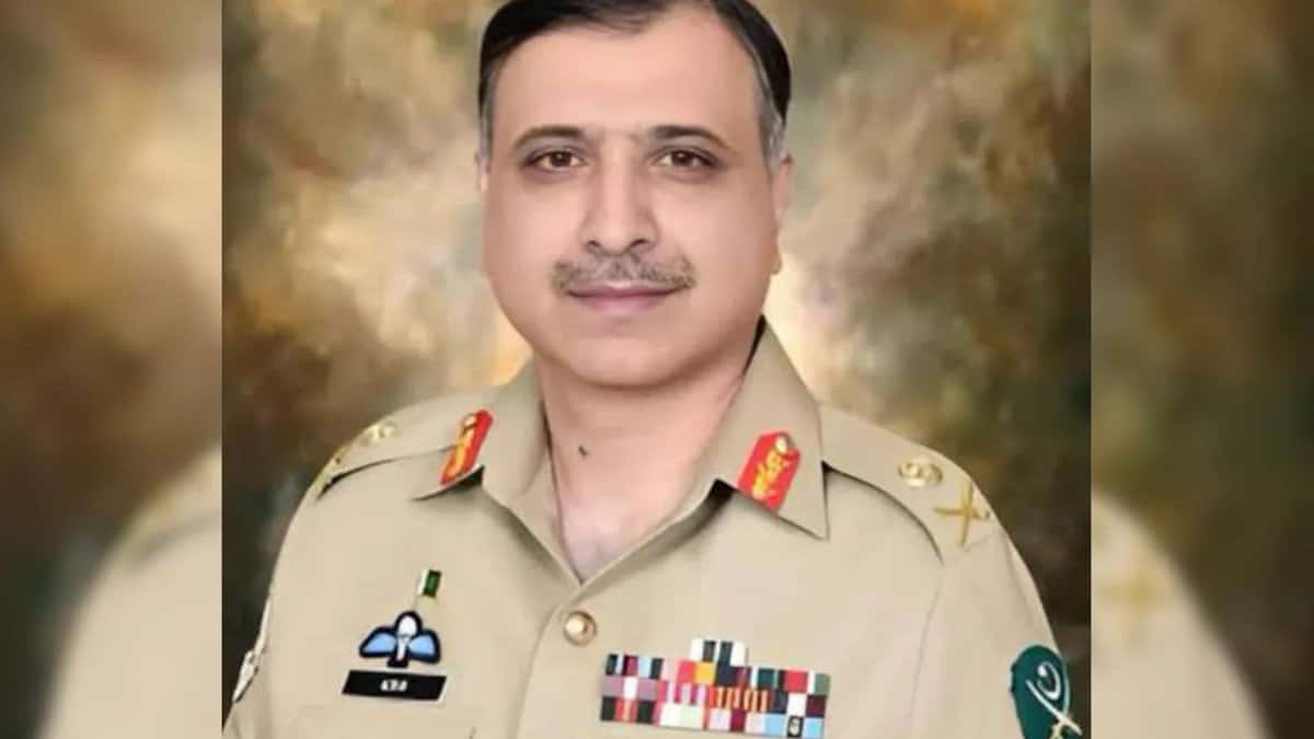 Pakistan keeps Lt Gen Asim Malik on as ISI Director General