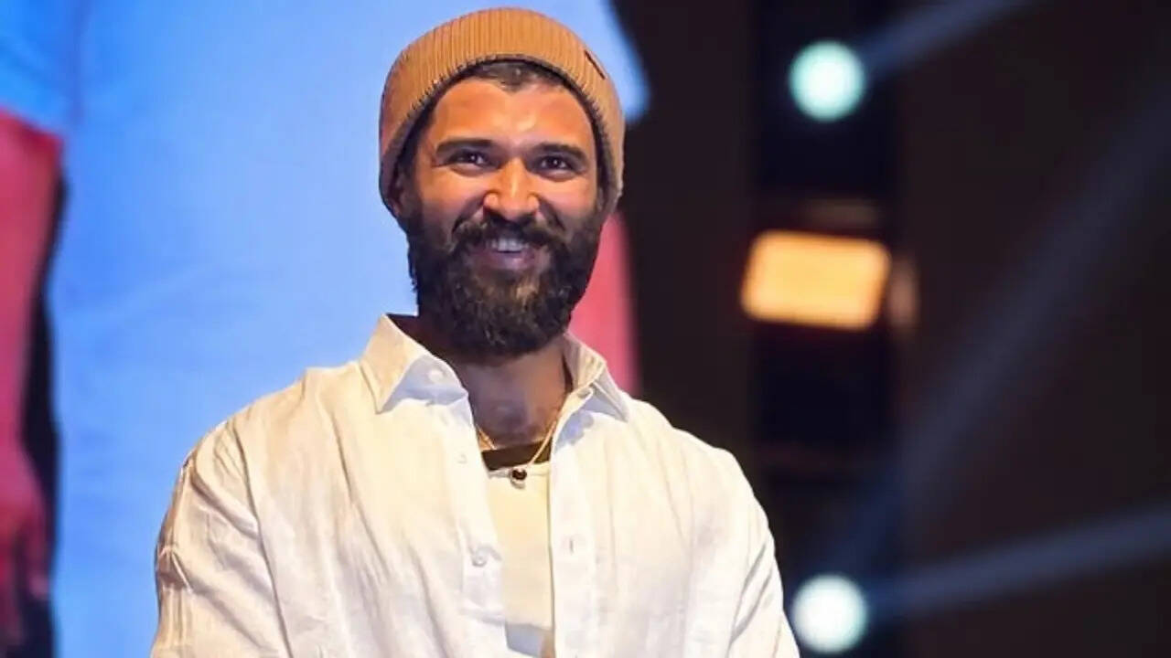 Vijay Deverakonda Involved in Car Incident: Kingdom Star Emerges ...