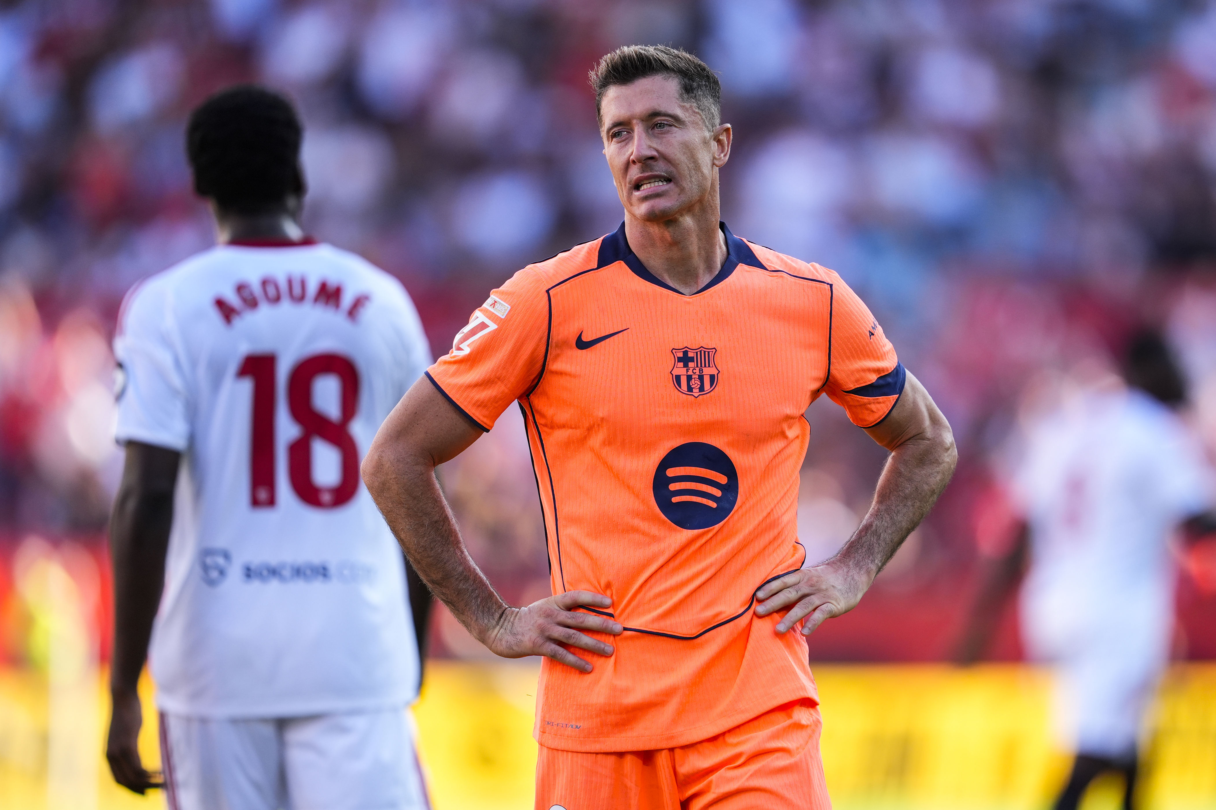 Robert Lewandowski speaks out on missed penalty and sends strong ...