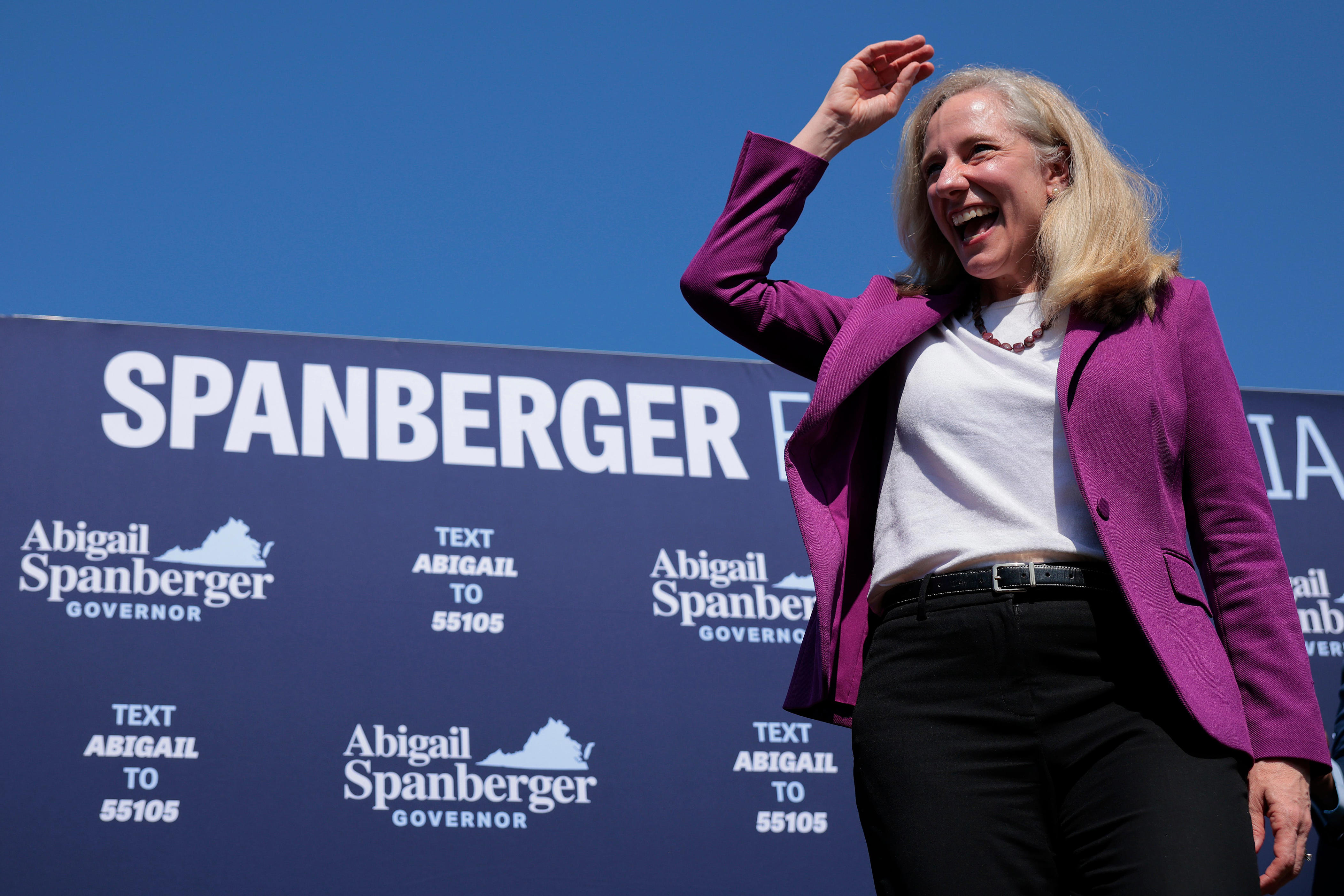 'Sick' texts from Democratic AG candidate could threaten Spanberger ...