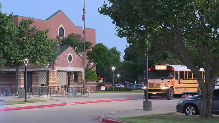 Coppell ISD postpones vote on Elementary School closure amid parent ...