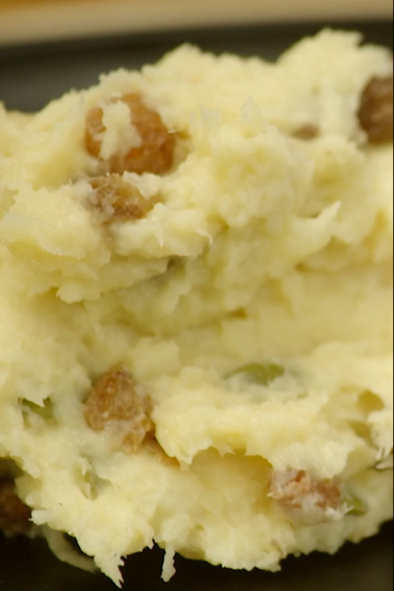 Danhobak-inspired parsnip salad with sweet crunch