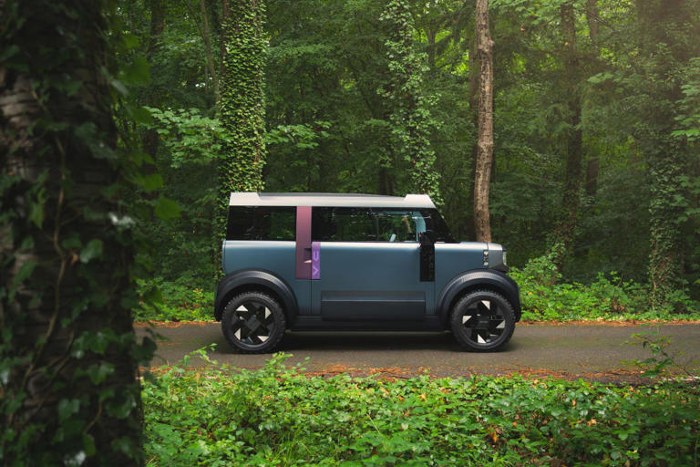 Dacia’s Hipster Concept Is a Minimalist Take on the Electric Car