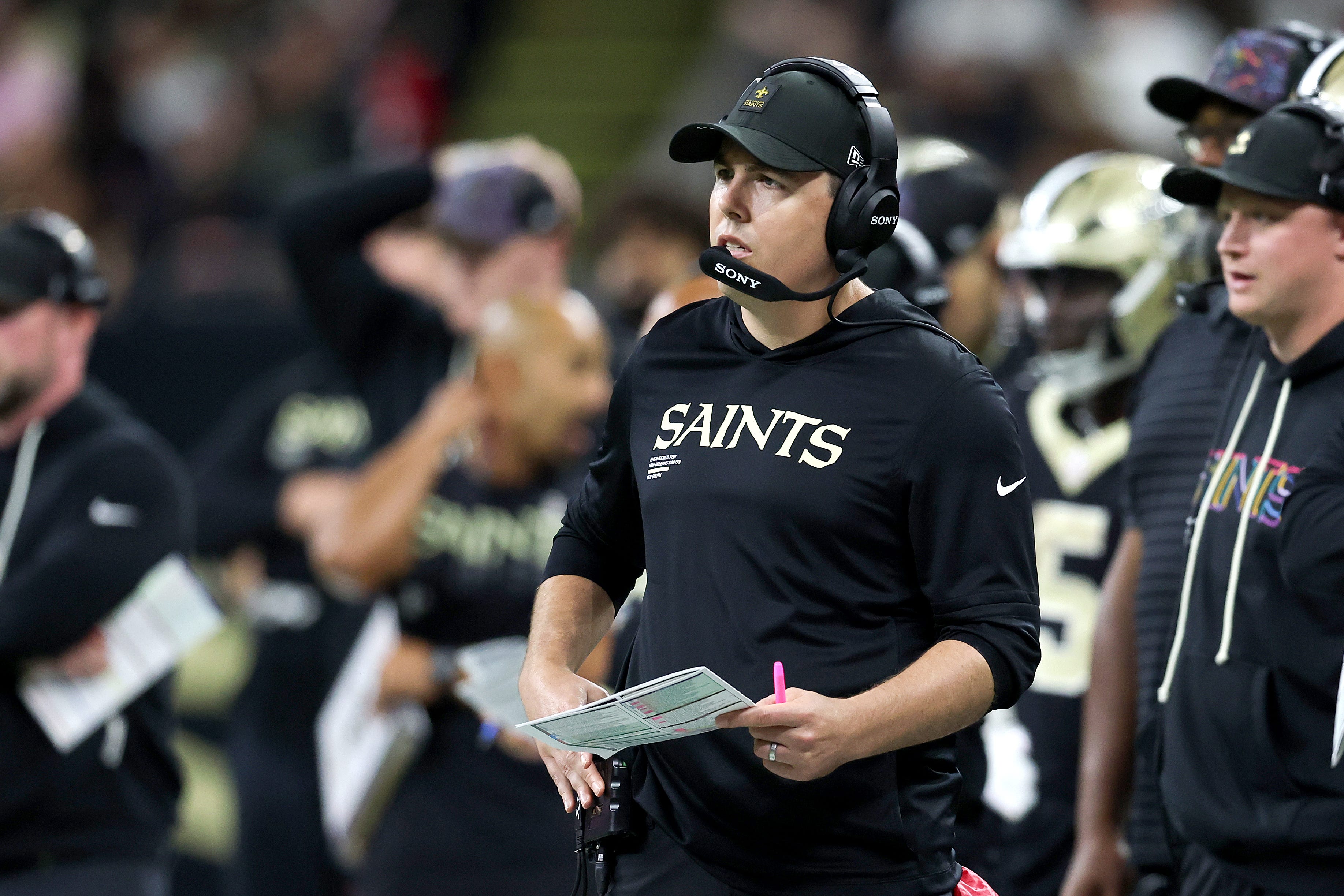Saints coach Kellen Moore reacts to team's moves at NFL trade deadline
