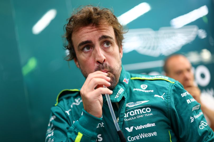 Fernando Alonso branded 'grumpy' by F1 rival after viral Singapore GP ...