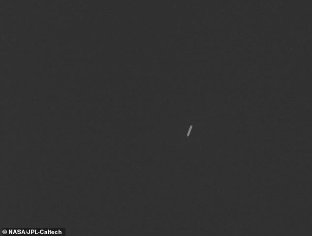 Mysterious interstellar visitor spotted above Mars appears as 'massive ...