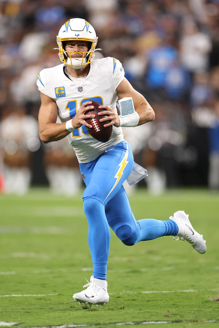 Madison Beer and Chargers QB Justin Herbert confirm romance with ...