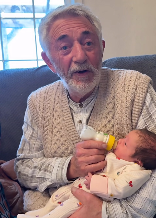 'Officially outnumbered 3-1' Tadhg Fleming announces new baby with ...