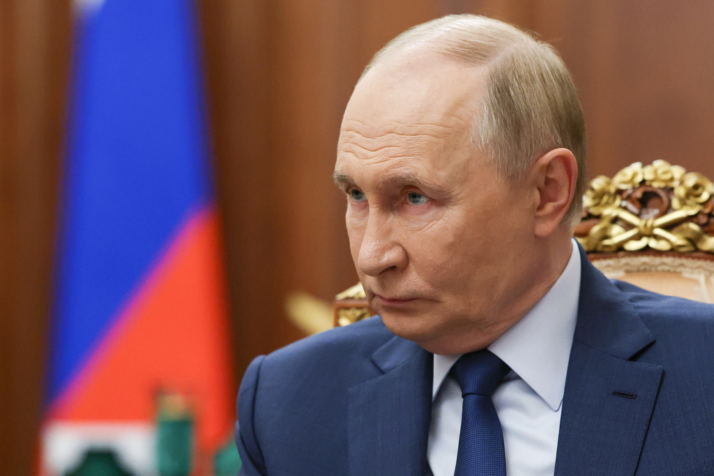 Kremlin welcomes Trump's comments on Putin's offer to extend the New ...