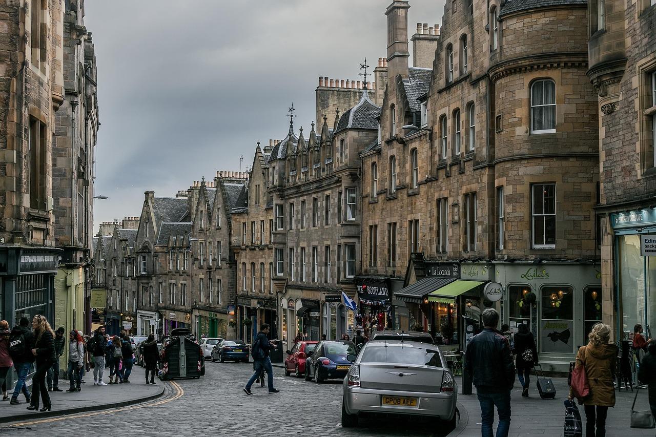 Edinburgh crime: Edinburgh's 17 'most dangerous' areas named as data ...