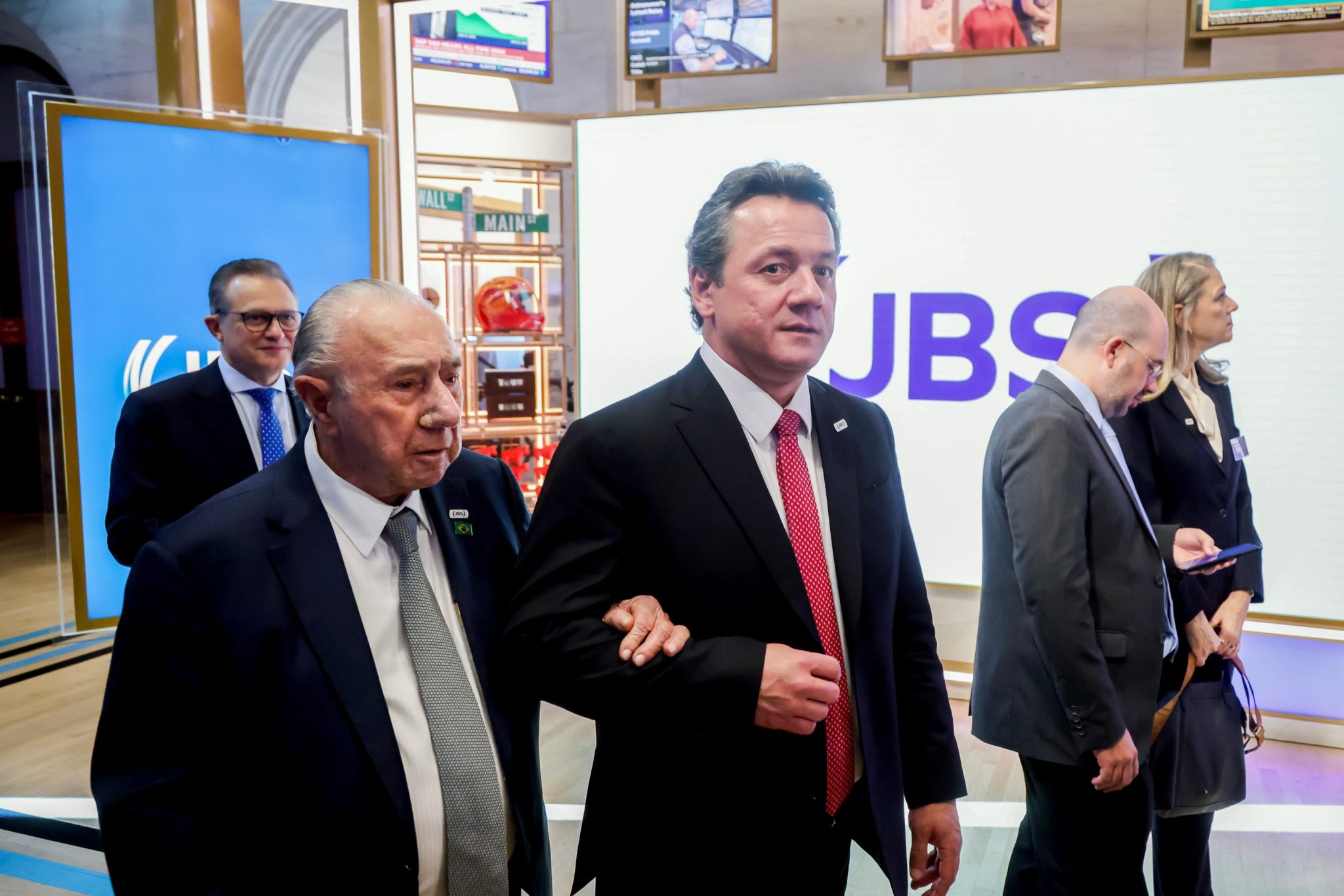 Billionaire beef boss says Americans crave so much protein the country ...