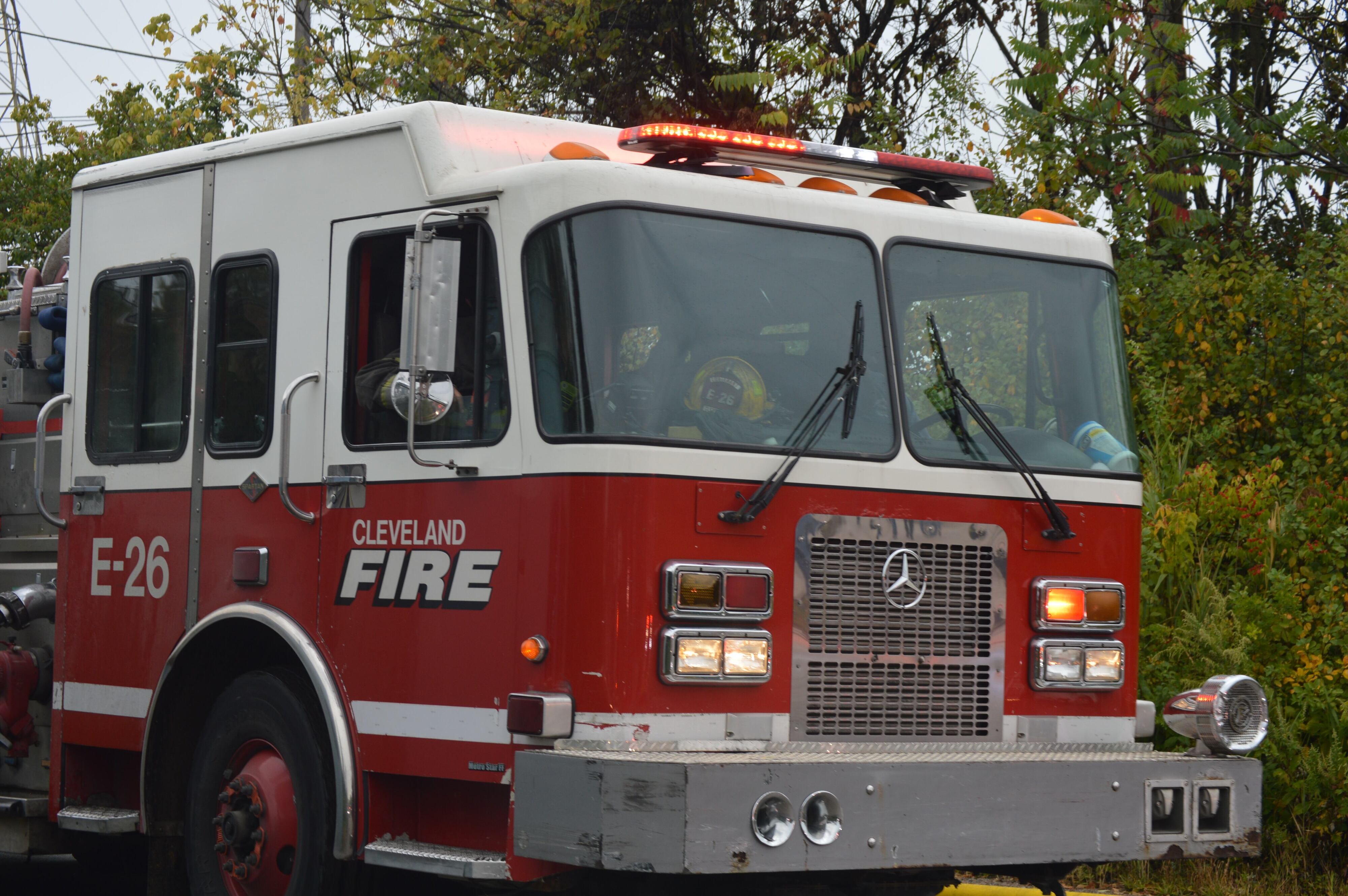 Cleveland firefighters battle blaze that involved ruptured gas line