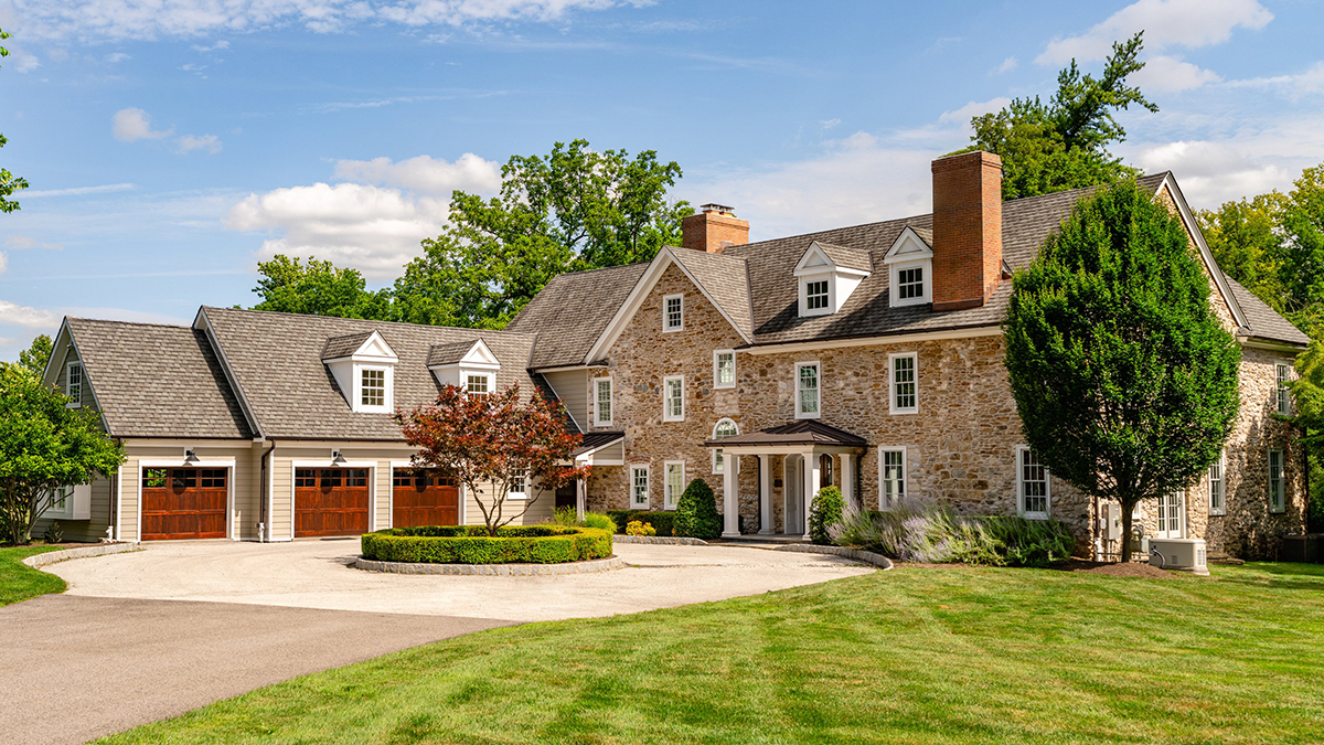 The Emlen House in Photos