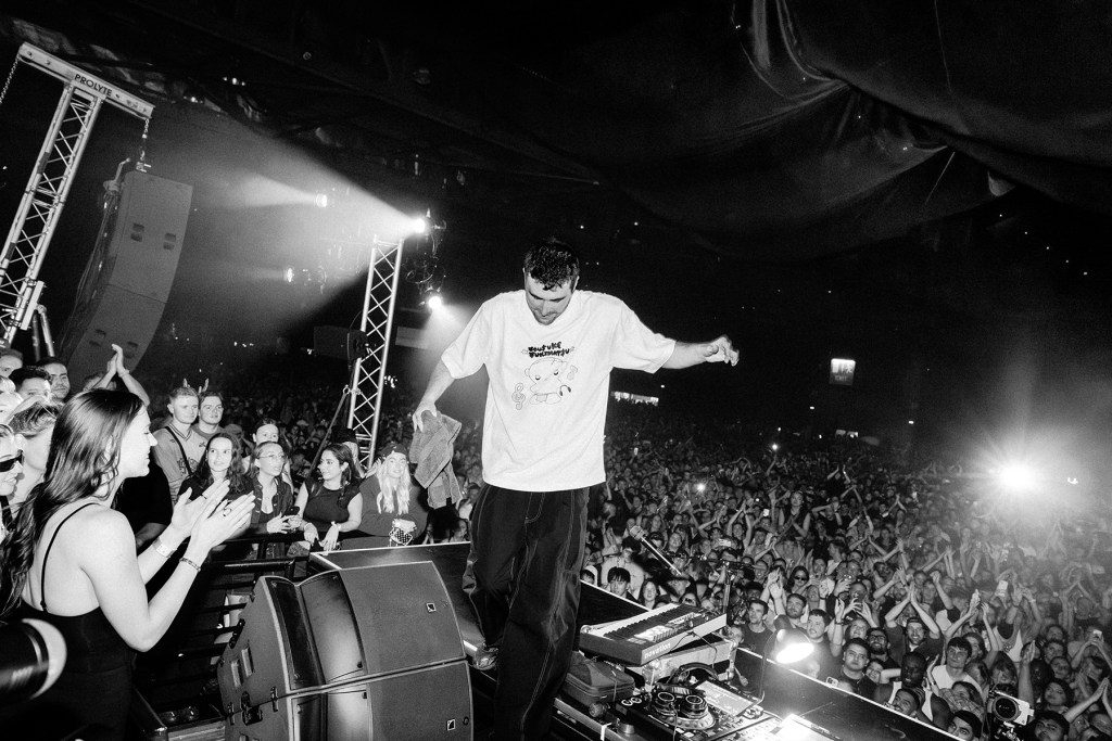 Inside Fred again..'s 10 Shows in 10 Cities in 10 Weeks Run (Updating)