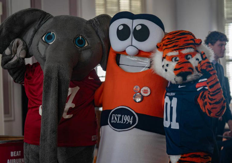 Gov. Kay Ivey participates in Iron Bowl food drive kickoff