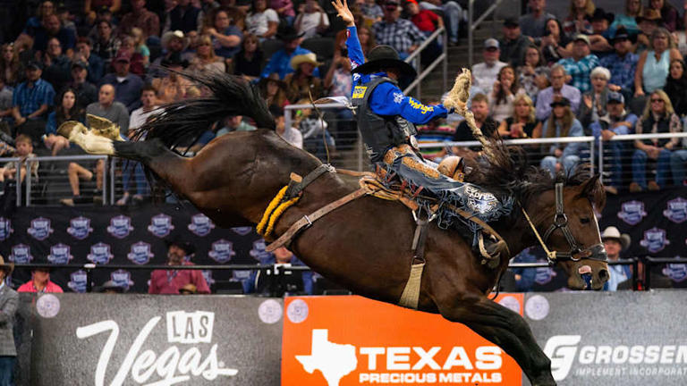 NFR Saddle Bronc Riders Who's In and Who's Out?