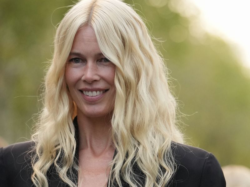 Für feine Haare: Dieser Trend lässt dünnes Haar in Sekunden voller aussehen