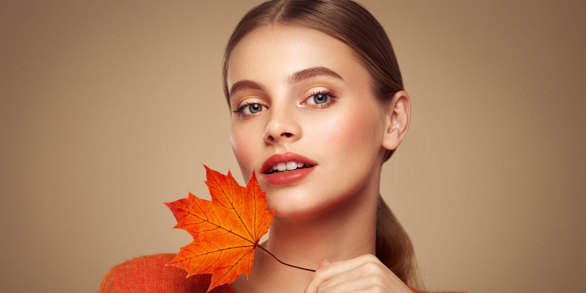 From Latte Eyes to Toasty Skin: Fall 2025's Must-Try Beauty Trends