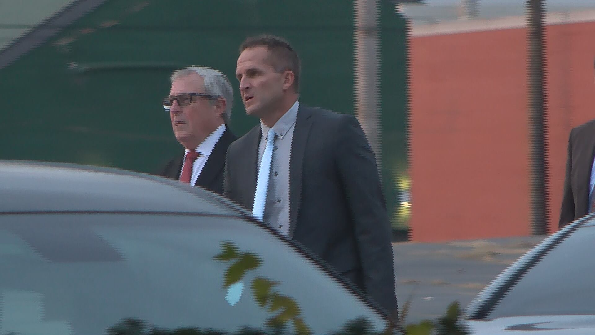 Judge orders ex-LMPD detective Brett Hankison to report to prison to ...