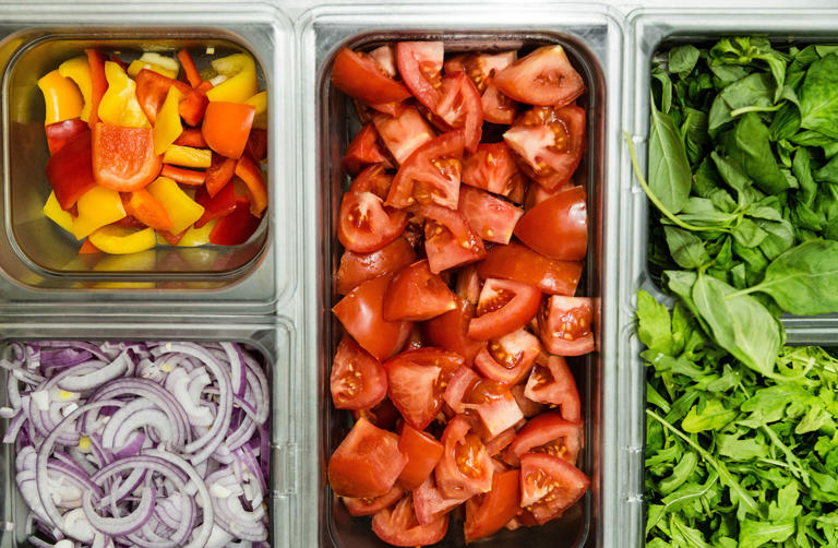 13 Buffet Red Flags, According to Food Safety Experts