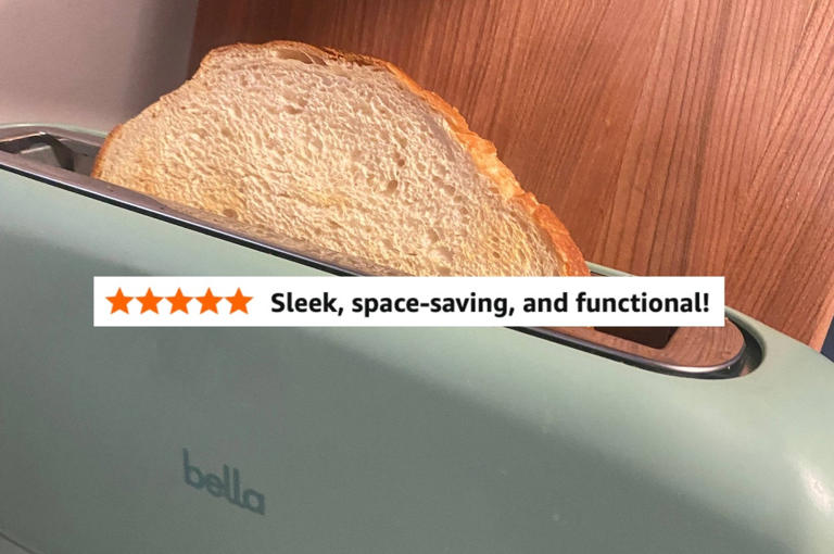 This $25 Amazon Toaster Is A Space Saver In My Small Kitchen — Here's Why
