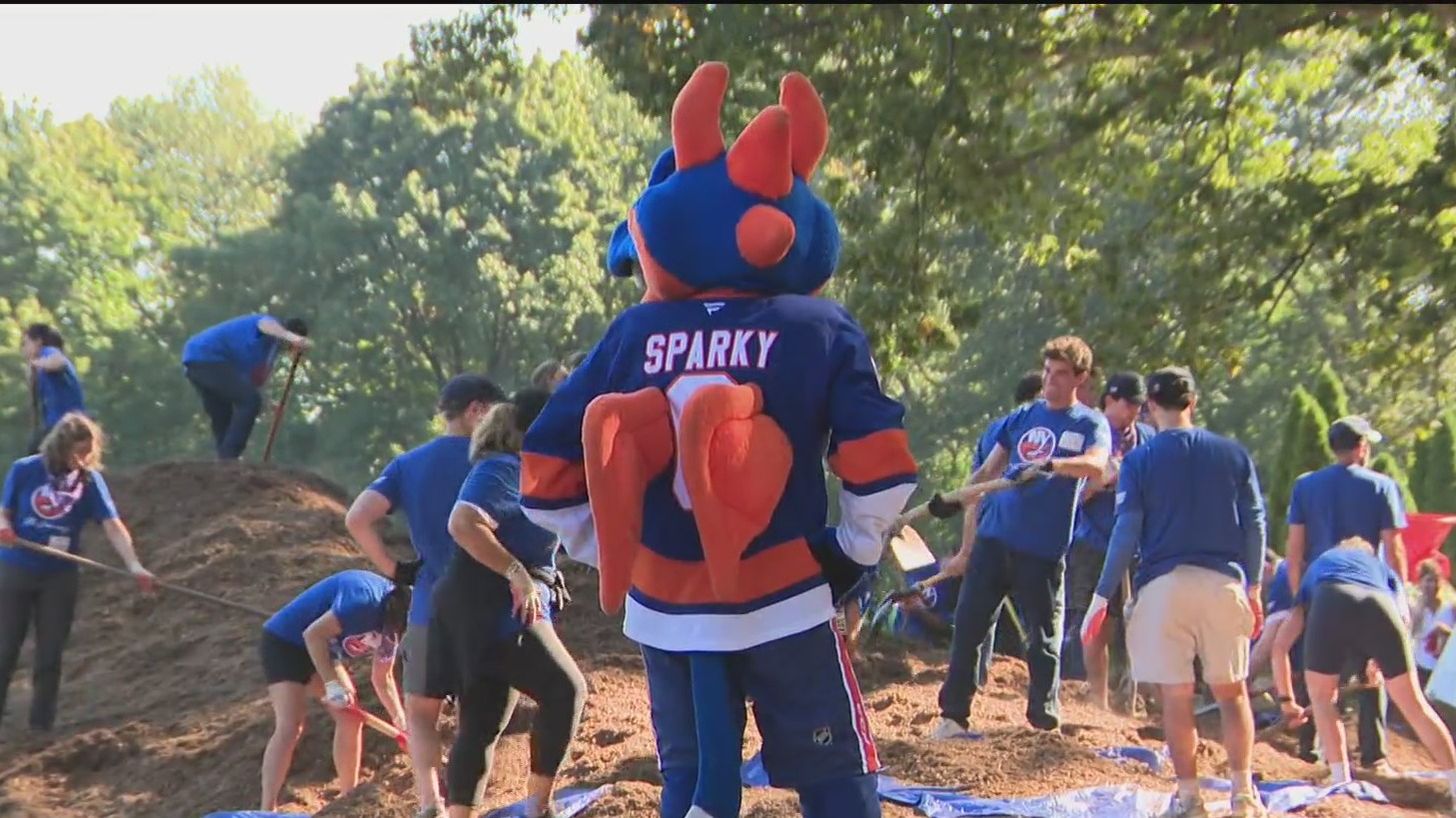 Islanders Children's Foundation and KABOOM build dream playground